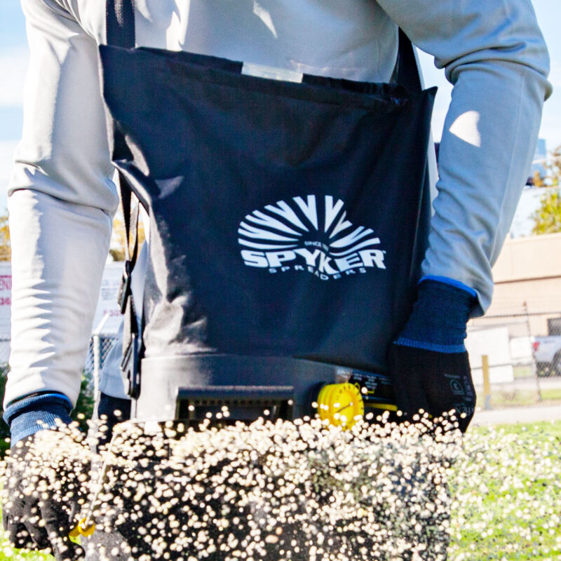 PRO-SERIES BCS25 25# BAG SPREADER WITH MATERIAL VIEWING WINDOW | Spyker