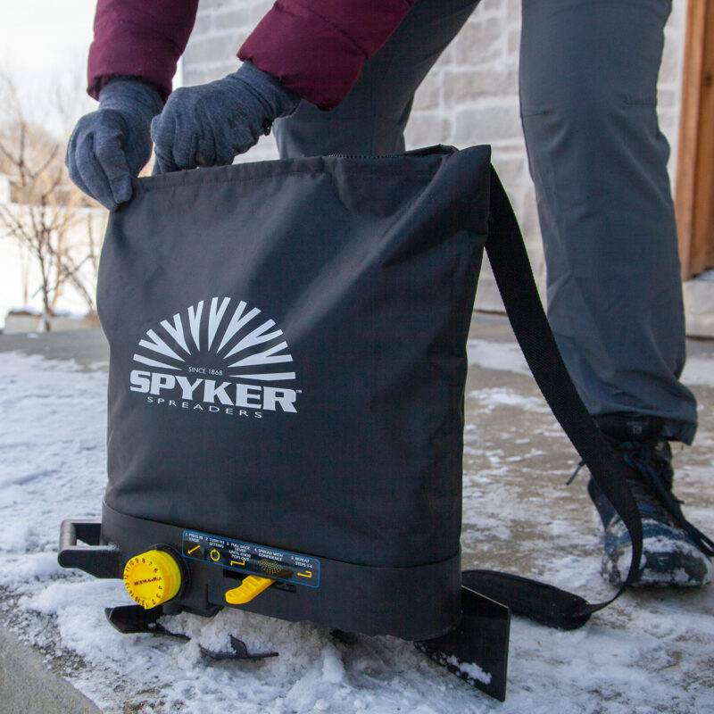 PRO-SERIES BCS25 25# BAG SPREADER WITH MATERIAL VIEWING WINDOW | Spyker